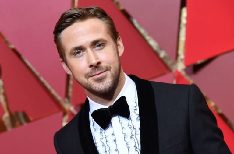 Ryan Gosling Surprises Small Toronto Café After 10 Days of Invites—The ...